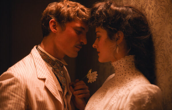 Best Sensual Movies For A Hot Date Night. - Good Movie Finder